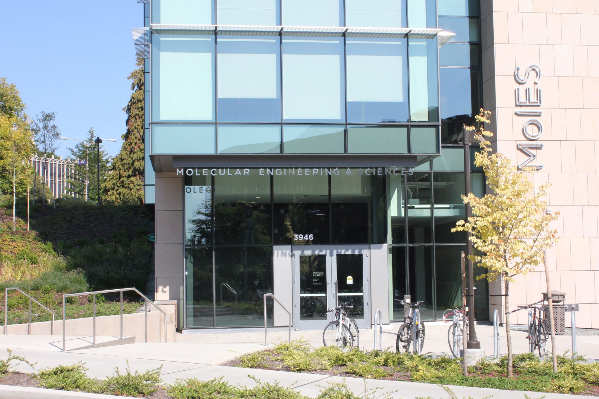 MolES Building – Molecular Engineering & Sciences Institute